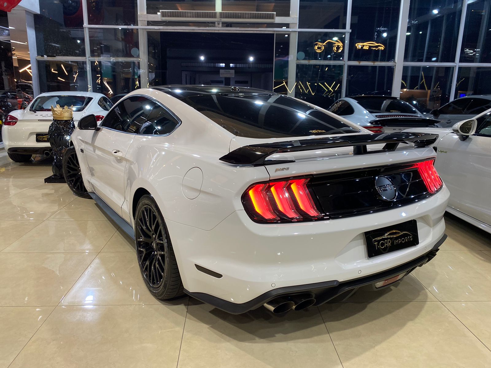 FORD MUSTANG 5.0 V8 TI-VCT GASOLINA GT PREMIUM SELECTSHIFT 2018 BRANCO ...